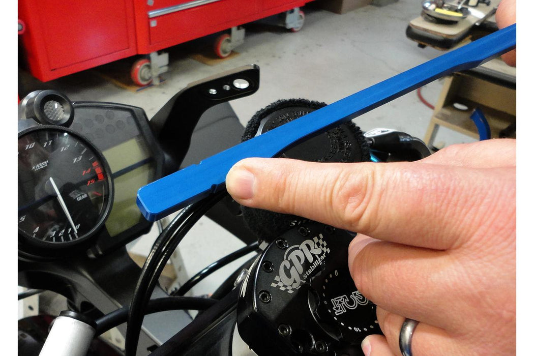 MOTION PRO Clip-On Handlebar Alignment Tool — Lifestyle Cycles